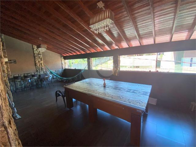 Sobrado em Vila Aparecida, Jundiaí/SP de 207m² 3 quartos à venda por R$ 1.059.000,00