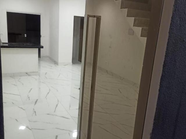 Sobrado em Vila Aprazível, Jacareí/SP de 0m² 2 quartos à venda por R$ 350.000,00