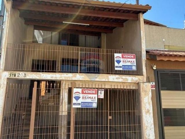 Sobrado em Vila Augusta: Ótimo Preço, 110 m²!
