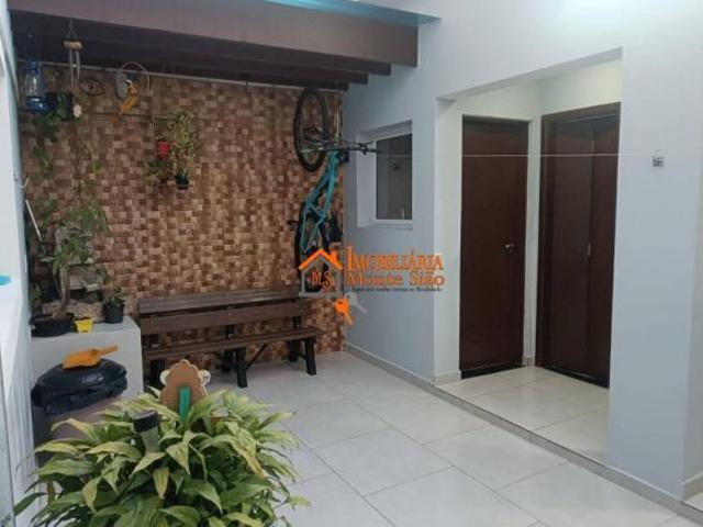 Sobrado em Vila Galvão, Guarulhos/SP de 106m² 3 quartos à venda por R$ 680.000,00