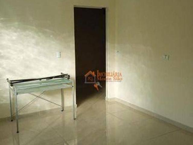 Sobrado em Vila Galvão, Guarulhos/SP de 130m² 3 quartos à venda por R$ 750.000,00