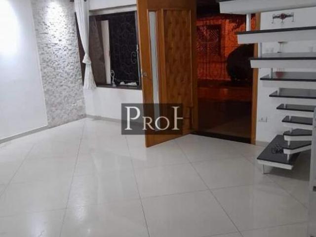 Sobrado em Vila Guiomar, Santo André/SP de 126m² 3 quartos à venda por R$ 680.000,00