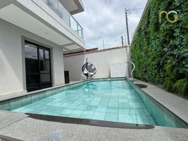 Sobrado em Vila Guilhermina, Praia Grande/SP de 140m² 3 quartos à venda por R$ 1.300.000,00