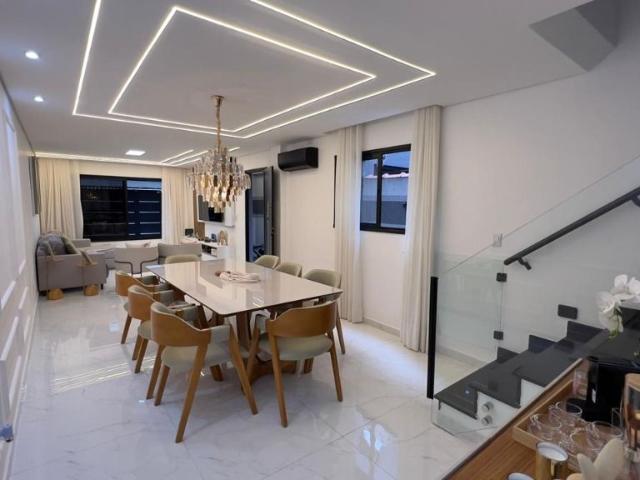 Sobrado em Vila Guilhermina, Praia Grande/SP de 162m² 4 quartos à venda por R$ 1.399.900,00