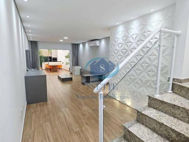Sobrado em Vila Gumercindo, São Paulo/SP de 215m² 3 quartos à venda por R$ 1.570.000,00