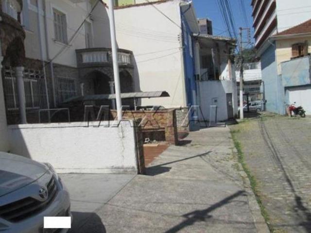 Sobrado em vila fechada