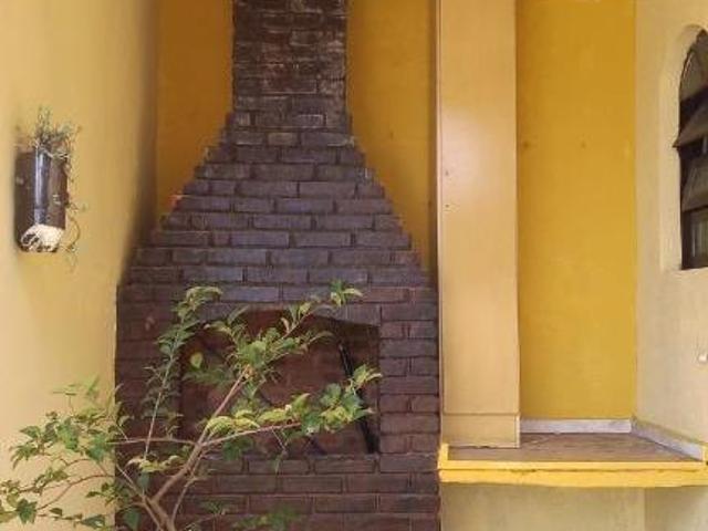 Sobrado em Vila Figueira, Suzano/SP de 152m² 4 quartos à venda por R$ 750.000,00
