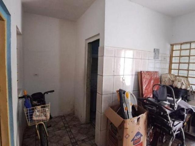 Sobrado em Vila Figueira, Suzano/SP de 300m² 6 quartos à venda por R$ 650.000,00