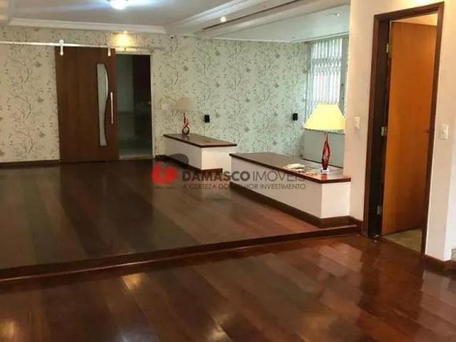 Sobrado à venda 3 Quartos, 3 Suítes, 4 Vagas, 350 m², Vila Floresta, Santo André SP