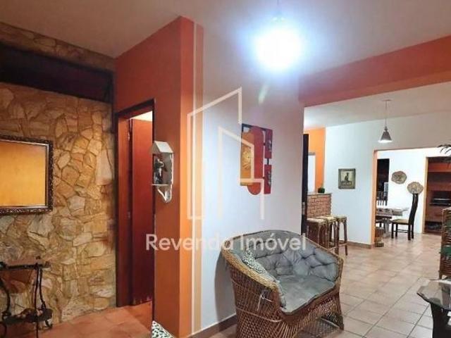 Sobrado em Vila Floresta, 360m², 03 Dormitórios