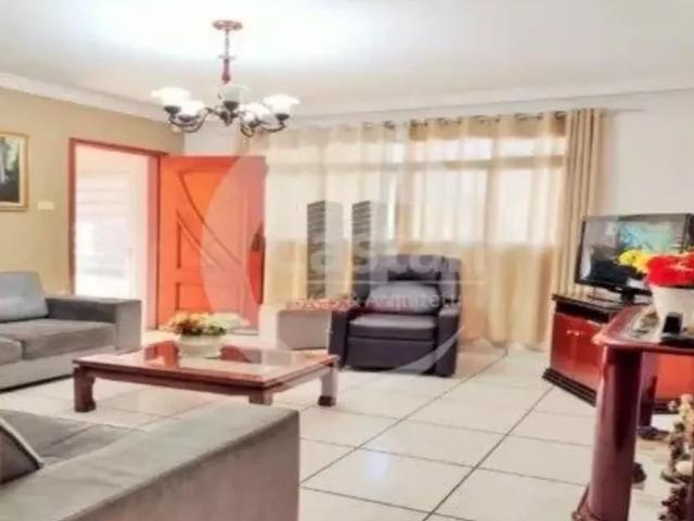 Sobrado a venda na vila invernada