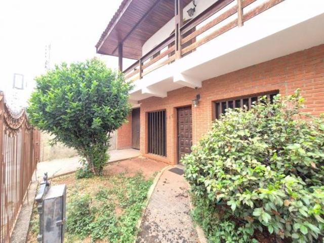 Sobrado em Vila Jardini, Sorocaba/SP de 358m² 3 quartos à venda por R$ 835.000,00