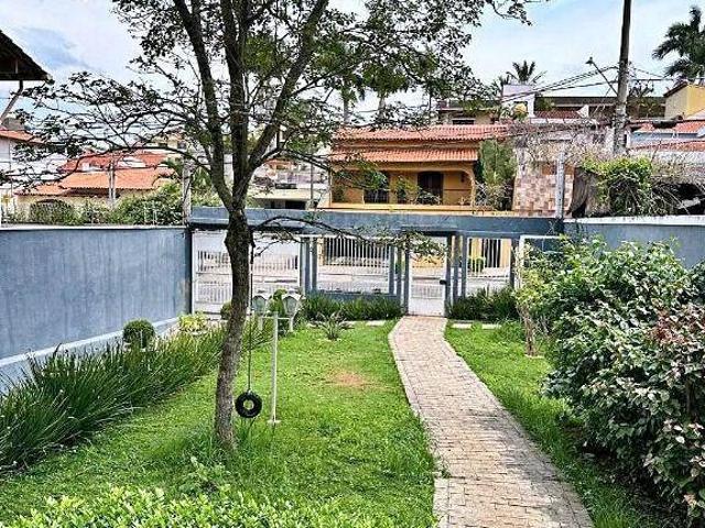 Sobrado em Vila Oliveira, Mogi das Cruzes/SP de 500m² 5 quartos à venda por R$ 1.480.000,00