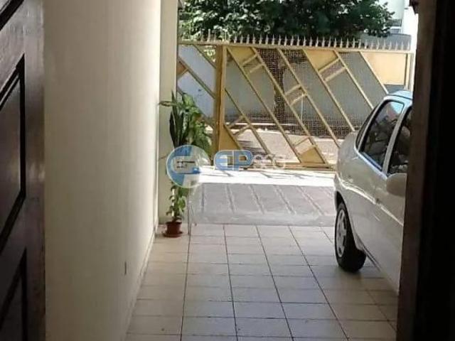 Sobrado em Vila Matarazzo, Londrina/PR de 226m² 6 quartos à venda por R$ 490.000,00