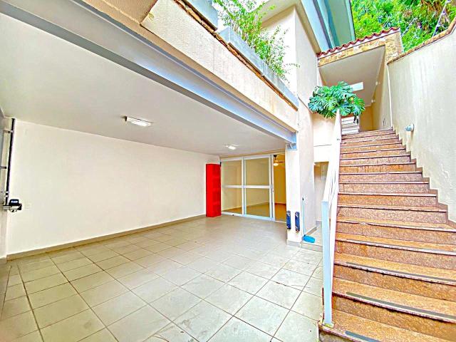 Sobrado em Vila Madalena, São Paulo/SP de 220m² 3 quartos à venda por R$ 2.199.000,00