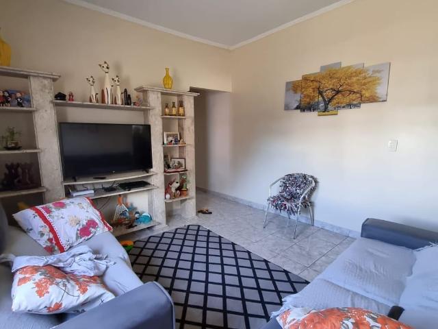 Sobrado em Vila Margarida, São Vicente/SP de 10m² 2 quartos à venda por R$ 499.900,00