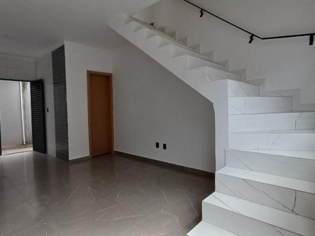 Sobrado em Vila Mirim, Praia Grande/SP de 57m² 2 quartos à venda por R$ 339.000,00