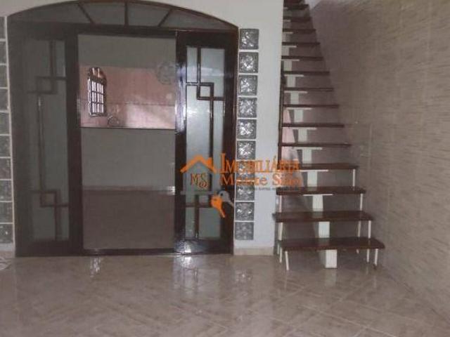 Sobrado em Vila Nova Bonsucesso, Guarulhos/SP de 191m² 4 quartos à venda por R$ 639.000,00