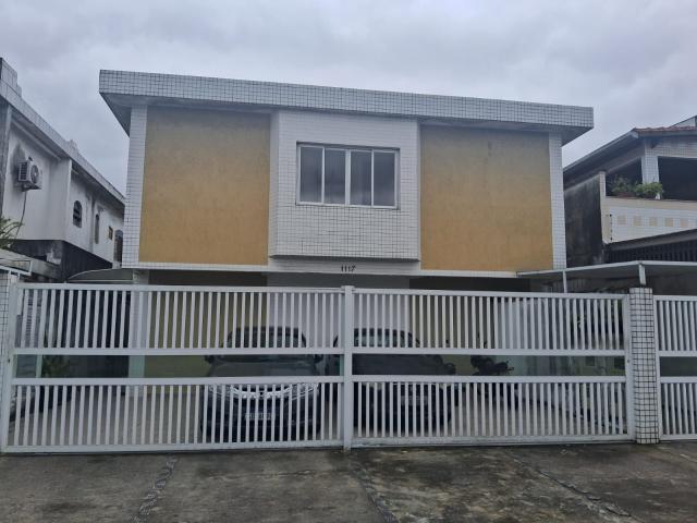 Sobrado em Vila Nossa Senhora de Fátima, São Vicente/SP de 56m² 2 quartos à venda por R$ 219.900,00