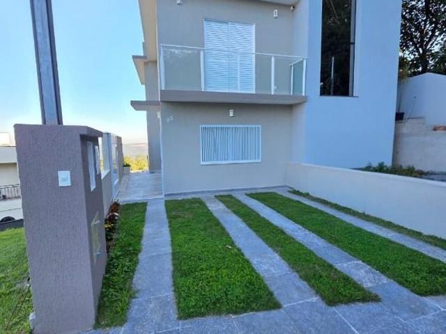 Sobrado em Vila São Francisco, Cotia/SP de 140m² 2 quartos à venda por R$ 899.000,00