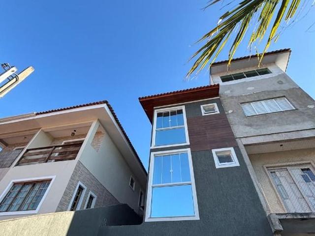 Sobrado em Vila São Francisco, Cotia/SP de 160m² 3 quartos à venda por R$ 780.000,00 ou para locação R$ 3.700,00/mes