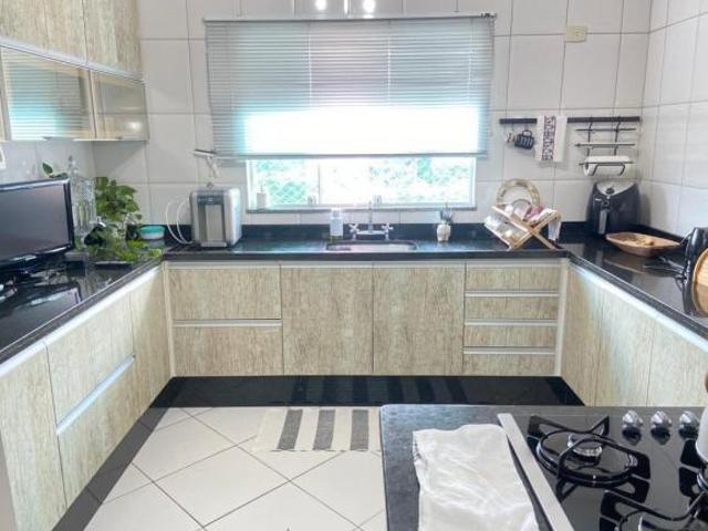 Sobrado em Vila São Francisco, Cotia/SP de 240m² 3 quartos à venda por R$ 800.000,00