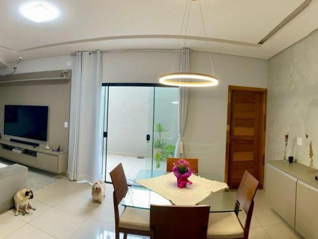 Sobrado em Vila Santos, Caçapava/SP de 175m² 2 quartos à venda por R$ 599.000,00