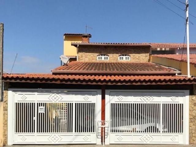 Sobrado em Vila Perreli, Poá/SP de 188m² 3 quartos à venda por R$ 650.000,00