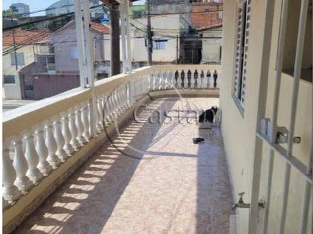 sobrado de esquina com 160 m² + dois sobrados nos fundos