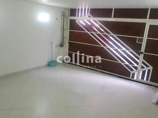 Sobrado em Vila Quintino, Carapicuíba/SP de 200m² 2 quartos à venda por R$ 650.000,00