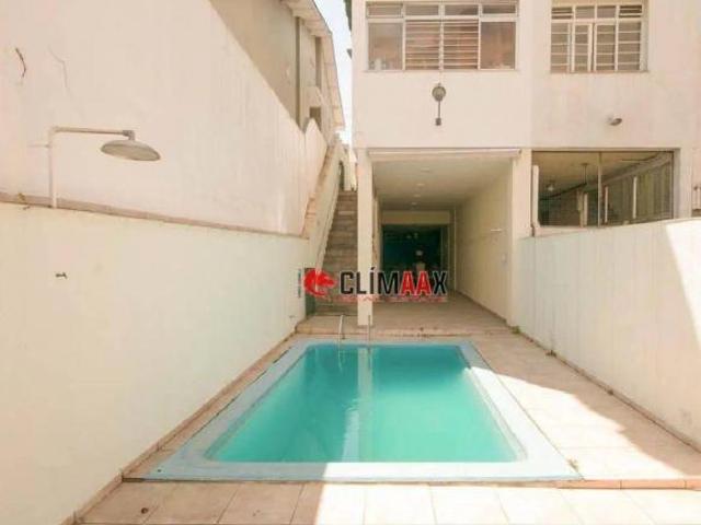 Sobrado em Vila Romana com 266m², 3 dormitórios e terreno de 133m²