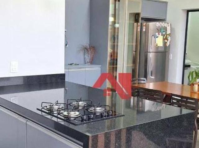 Sobrado em Vila Ricci, Mogi Guaçu/SP de 214m² 4 quartos à venda por R$ 2.400.000,00 ou para locação