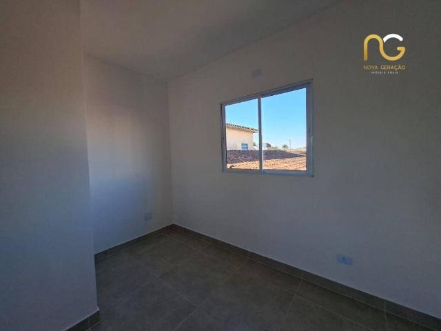 Sobrado em Vila Tupi, Praia Grande/SP de 48m² 2 quartos à venda por R$ 329.000,00