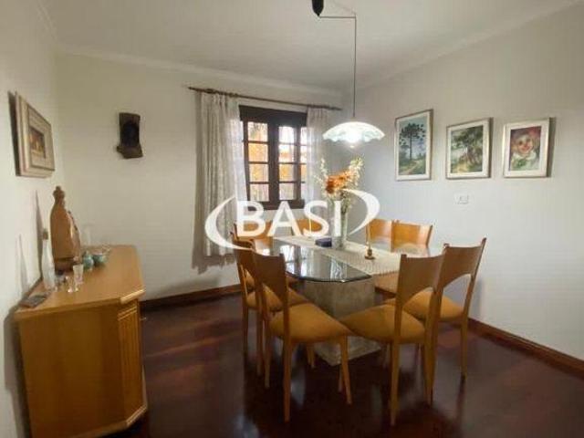 Sobrado Ensolarado de 3 quartos a Venda no Boa Vista 1 suite com hidro Excelente localizacao!