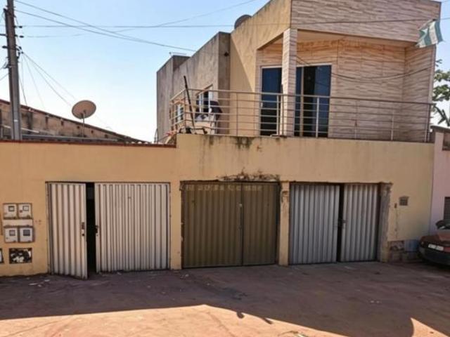 Sobrado escriturado com renda mensal