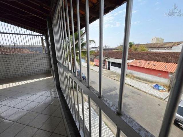 Sobrado Espaçoso na Ocian – Conforto, Localização Privilegiada e Excelente Preço