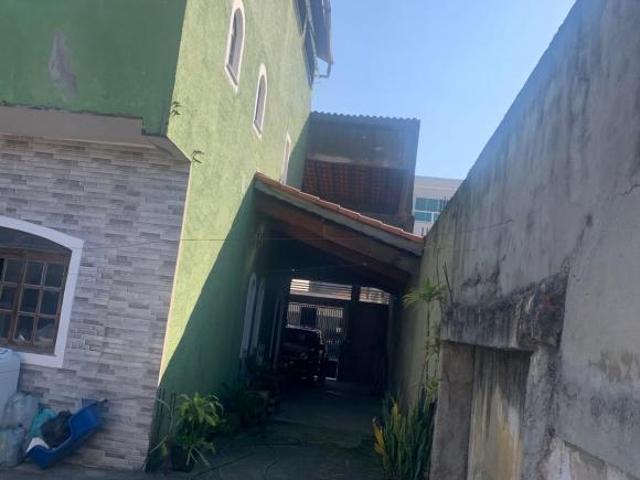 Sobrado espaçoso na região do Jaraguá