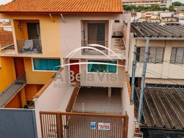 Sobrado espaçoso na Vila Campesina Osasco!