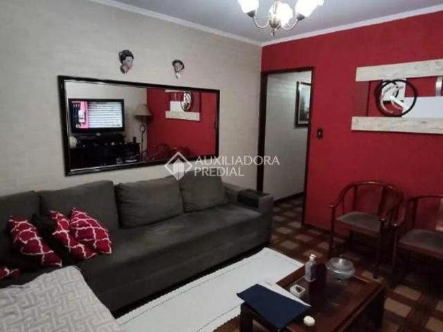 Sobrado Espaçoso à Venda no Parque Marajoara 162 m² | 3 Quartos | 2 Vagas