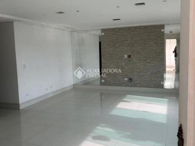 Sobrado Espaçoso à Venda | Vila Scarpelli Santo André