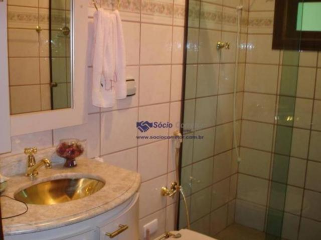 Sobrado Espaçoso com 2 Suítes e Área Gourmet – 155m² por R$ 740.000 – Jardim Adriana, Guarulhos/SP