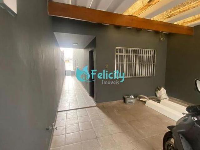 Sobrado Espaçoso com 3 Dormitórios e 3 Vagas no Jardim Santo Elias