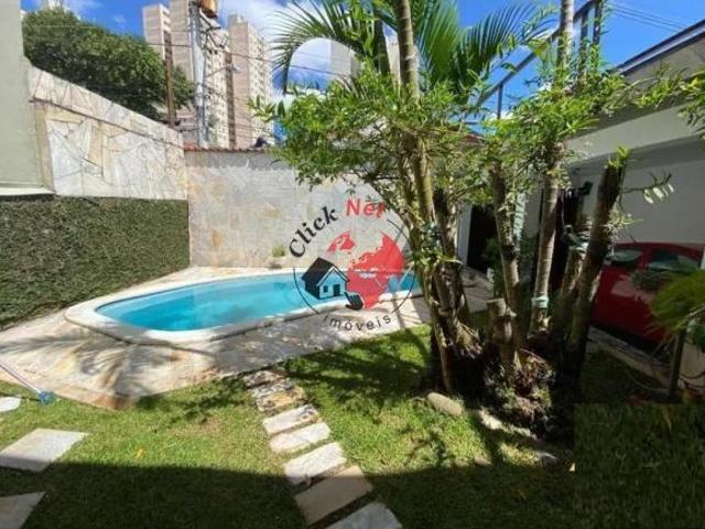 Sobrado Espaçoso com Piscina à Venda no bairro Independência em São Bernardo do Campo