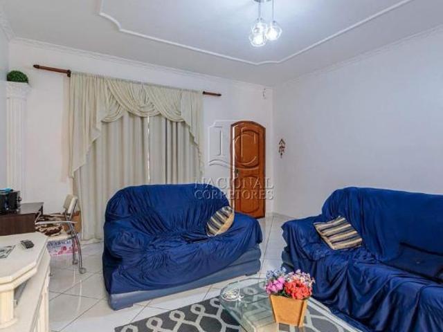 Sobrado espaçoso com piscina e área gourmet à venda na Vila Camilópolis