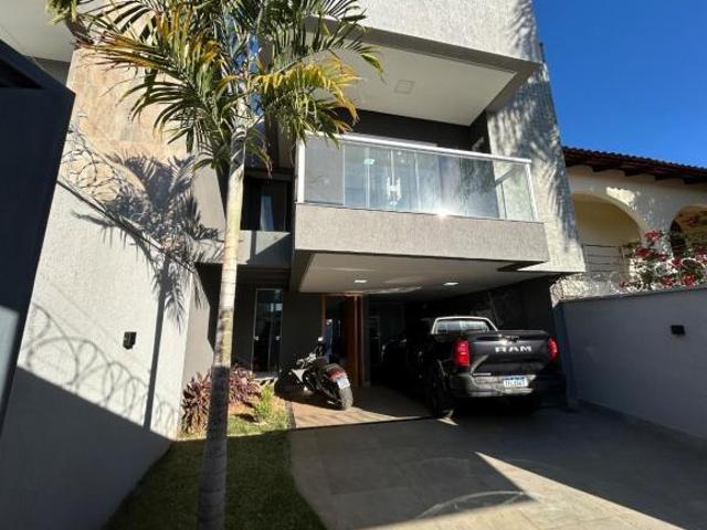 Sobrado Espetacular no Jardim América — 3 Suítes | 175m²