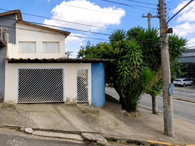SOBRADO ESTRATÉGICO EM BRÁS CUBAS | RESIDENCIAL OU COMERCIAL | ESQUINA COM GRANDE VISIBILIDADE