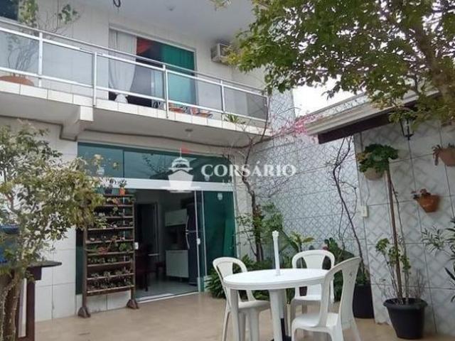 Sobrado faixa mar piscina Pontal do Paraná