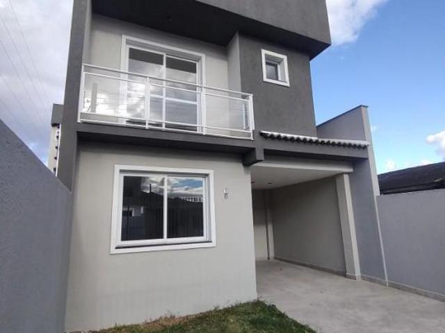 Sobrado Fazendinha 3 qts/suíte/4 gar/terraço. Use FGTS/carro/AP/financia 680 mil