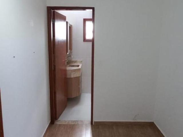 Sobrado fica no Jd. Montreal Sorocaba 03 dorm suíte closet escritorio