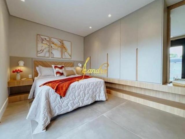 Sobrado finamente mobiliado e decor
